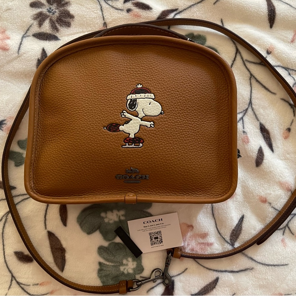 Coach X Peanuts Lunch Pail With Snoopy Ice Skate Motif - Gem